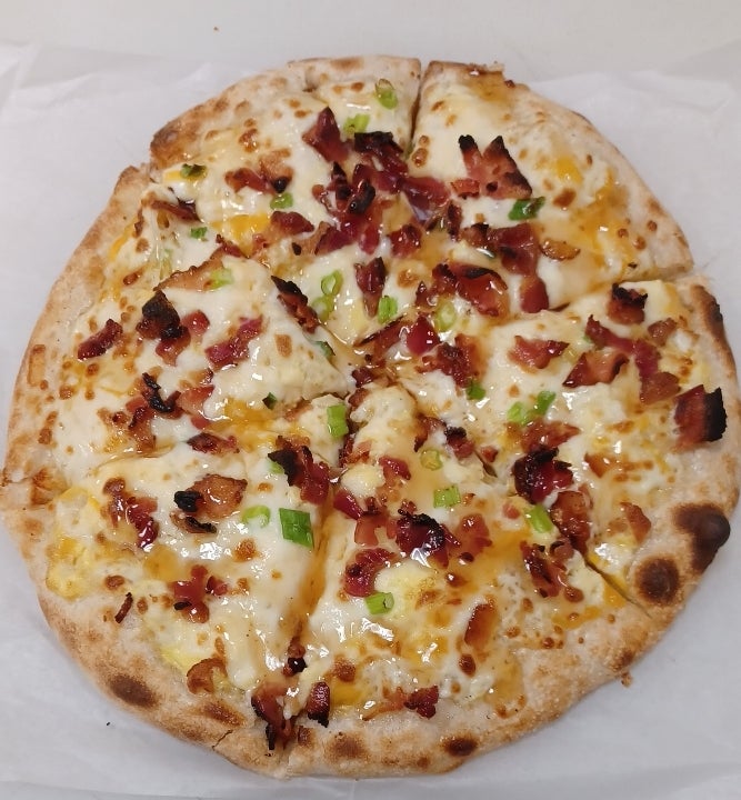 "The Breakfast" Pizza | Park St. Bistro